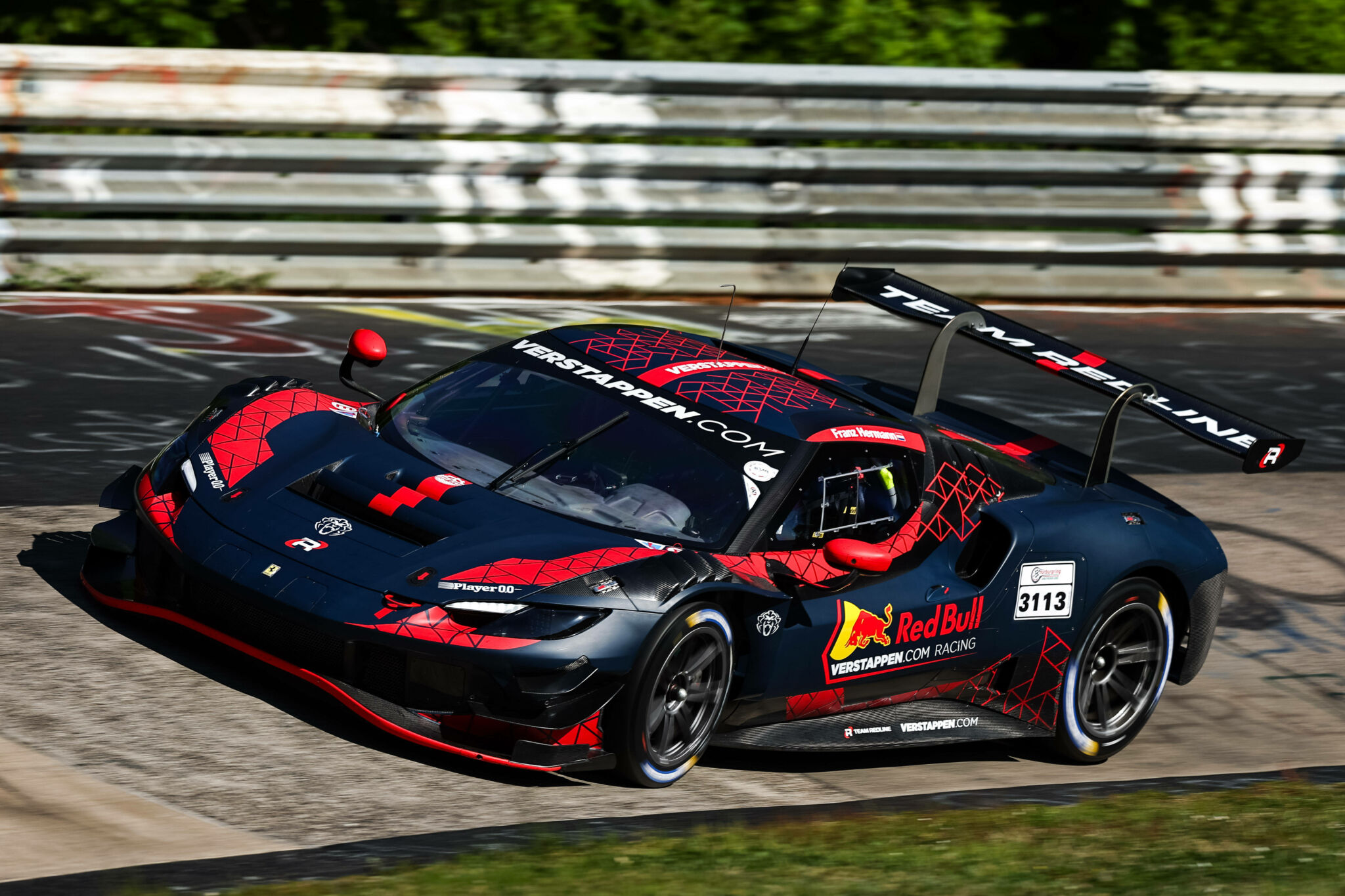 Verstappen testet GT3-Ferrari auf der Nordschleife - Sky Sport Austria