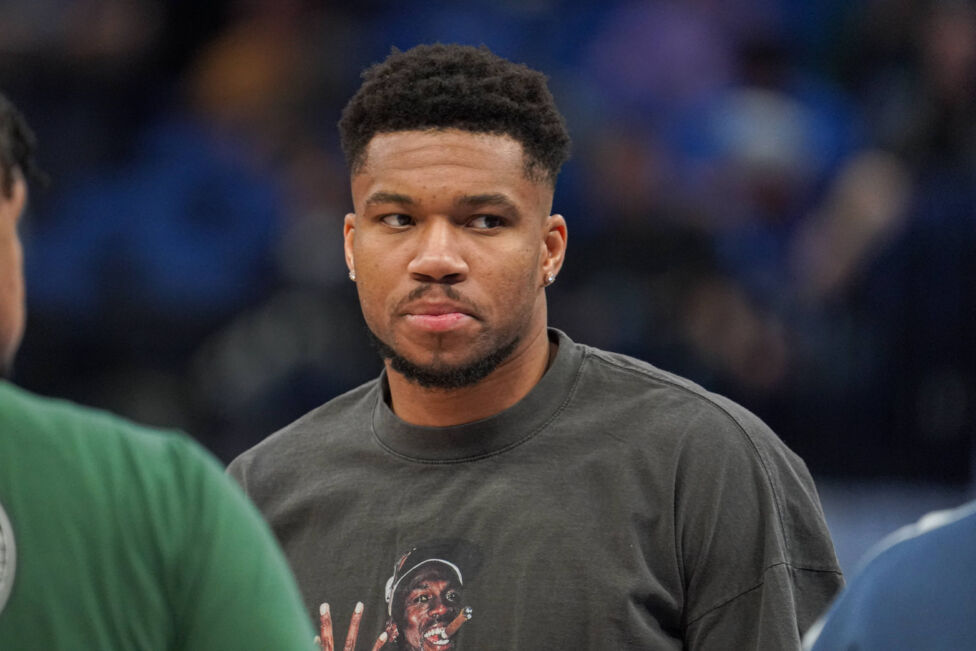 Blockbuster-Trade in der NBA! Antetokounmpo wechselt nach Miami - Sky ...
